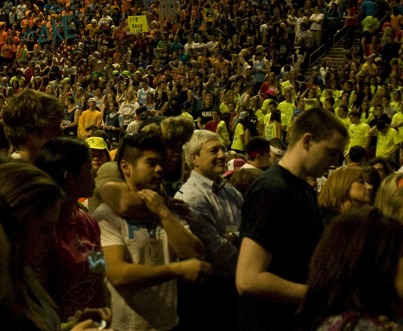 Graham Spanier Speaks with David Adewumi at THON