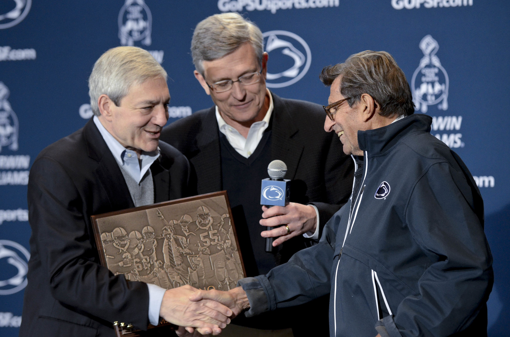 Sandusky Scandal: A Year in Pictures