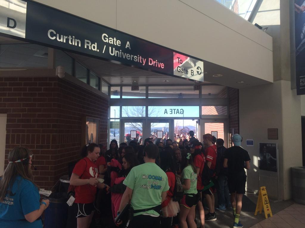 Gate A Officially Opens for THON 2015 | Onward State