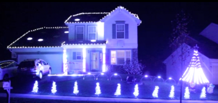 The Stoner Family's Penn State Themed Dancing Holiday Lights
