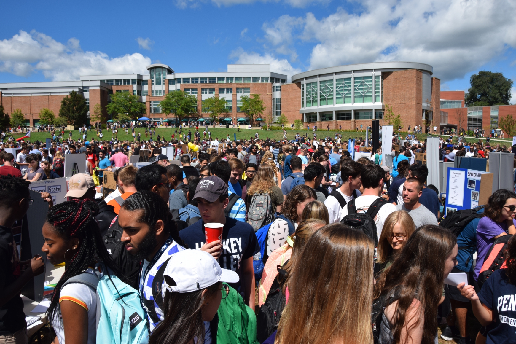 Here Are The (Less Overwhelming) Upcoming Involvement Fairs