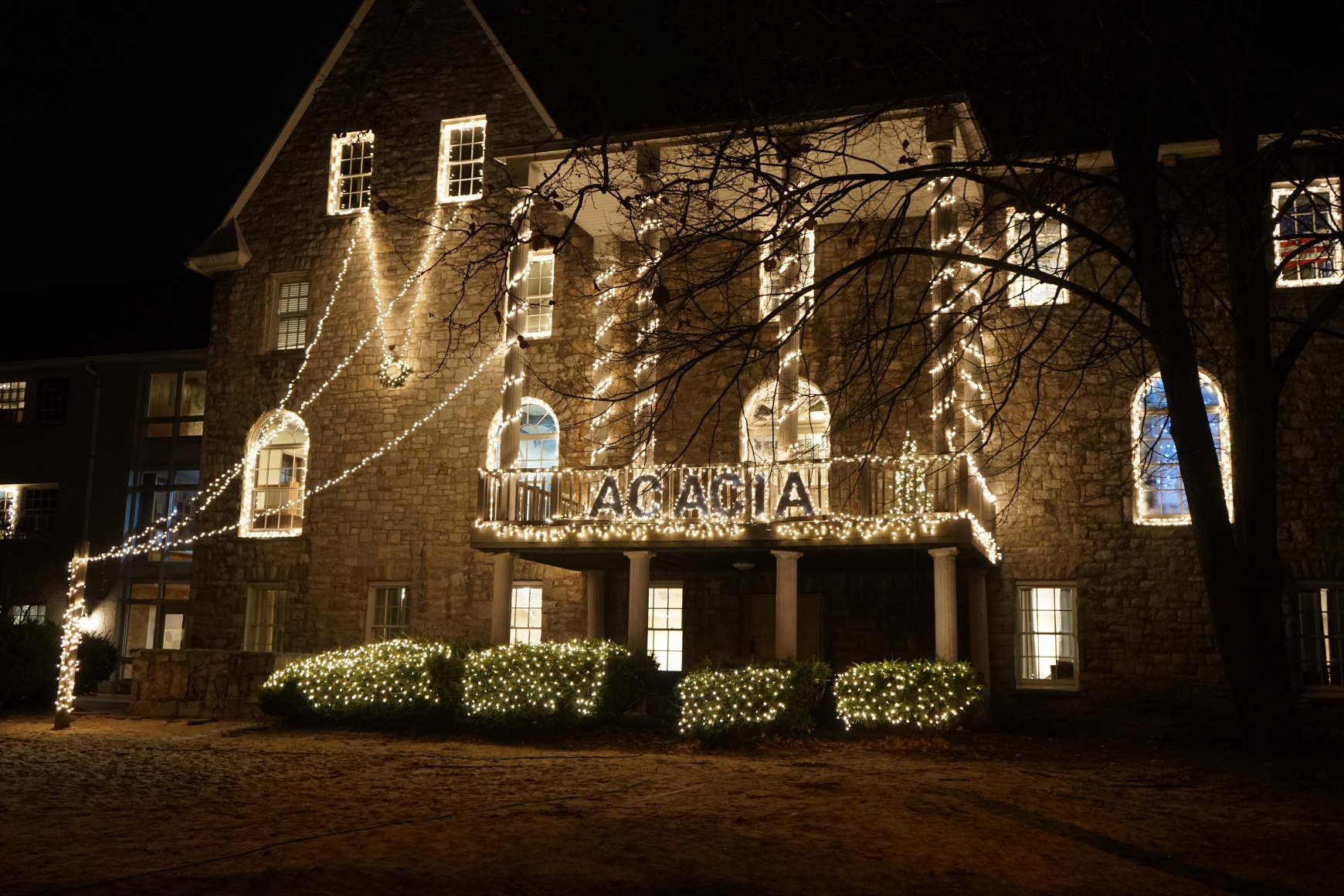 Penn State IFC Getting Lit For Annual Holiday Lights Tour | Onward State