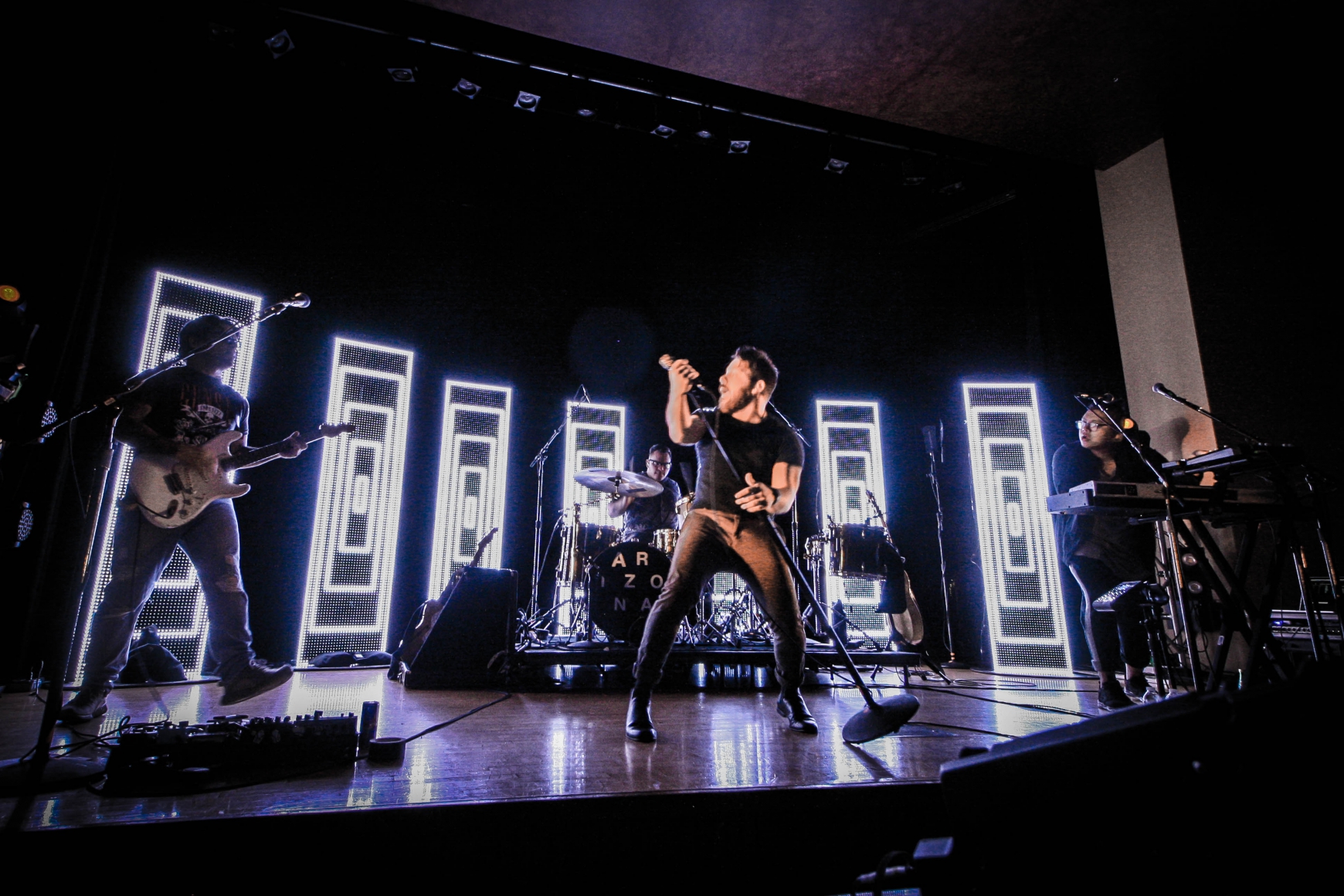 A R I Z O N A Rocks The HUB In SPA Concert | Onward State