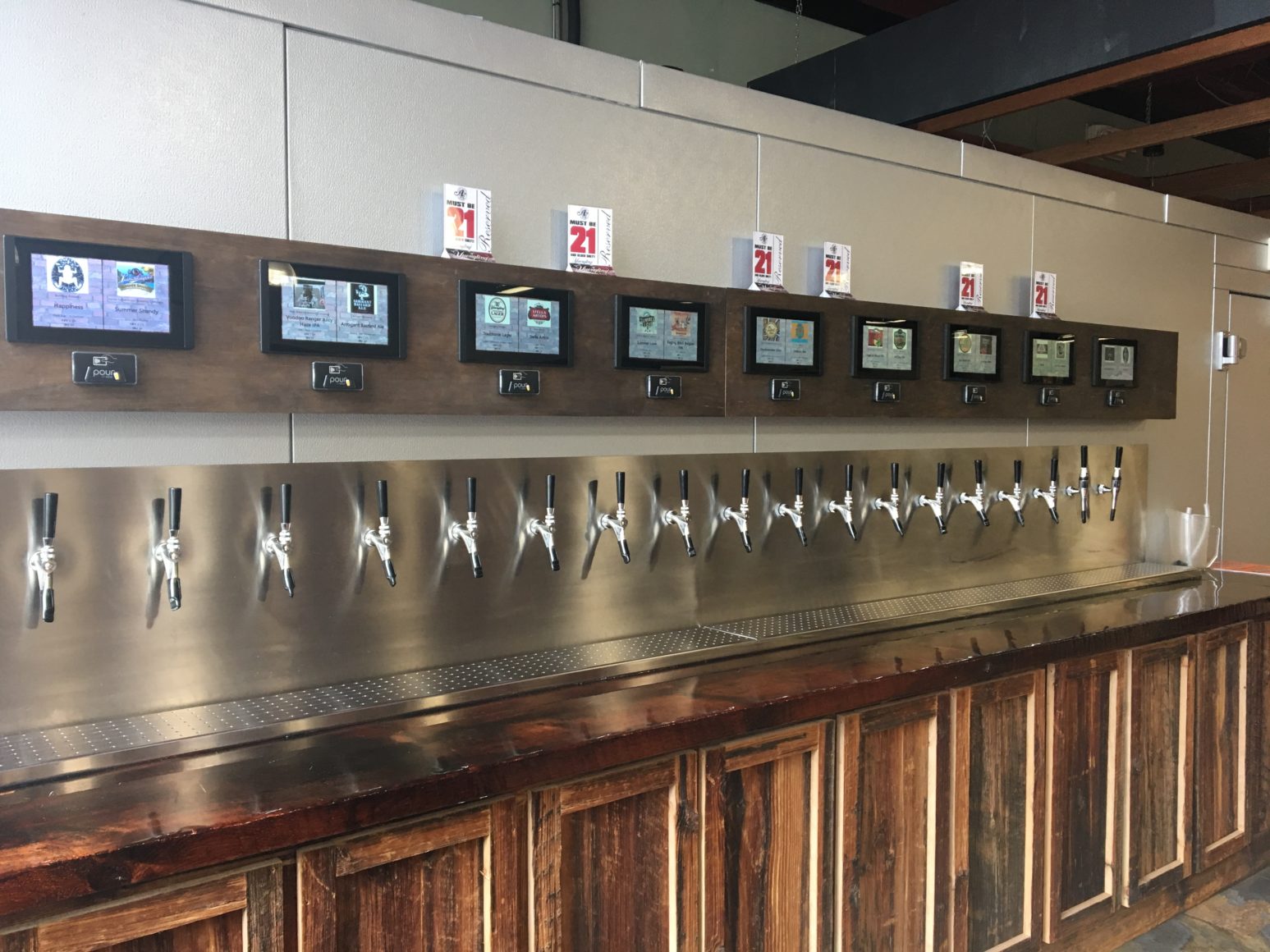 McLanahan's Self-Serve Beer Taps Open For Business | Onward State