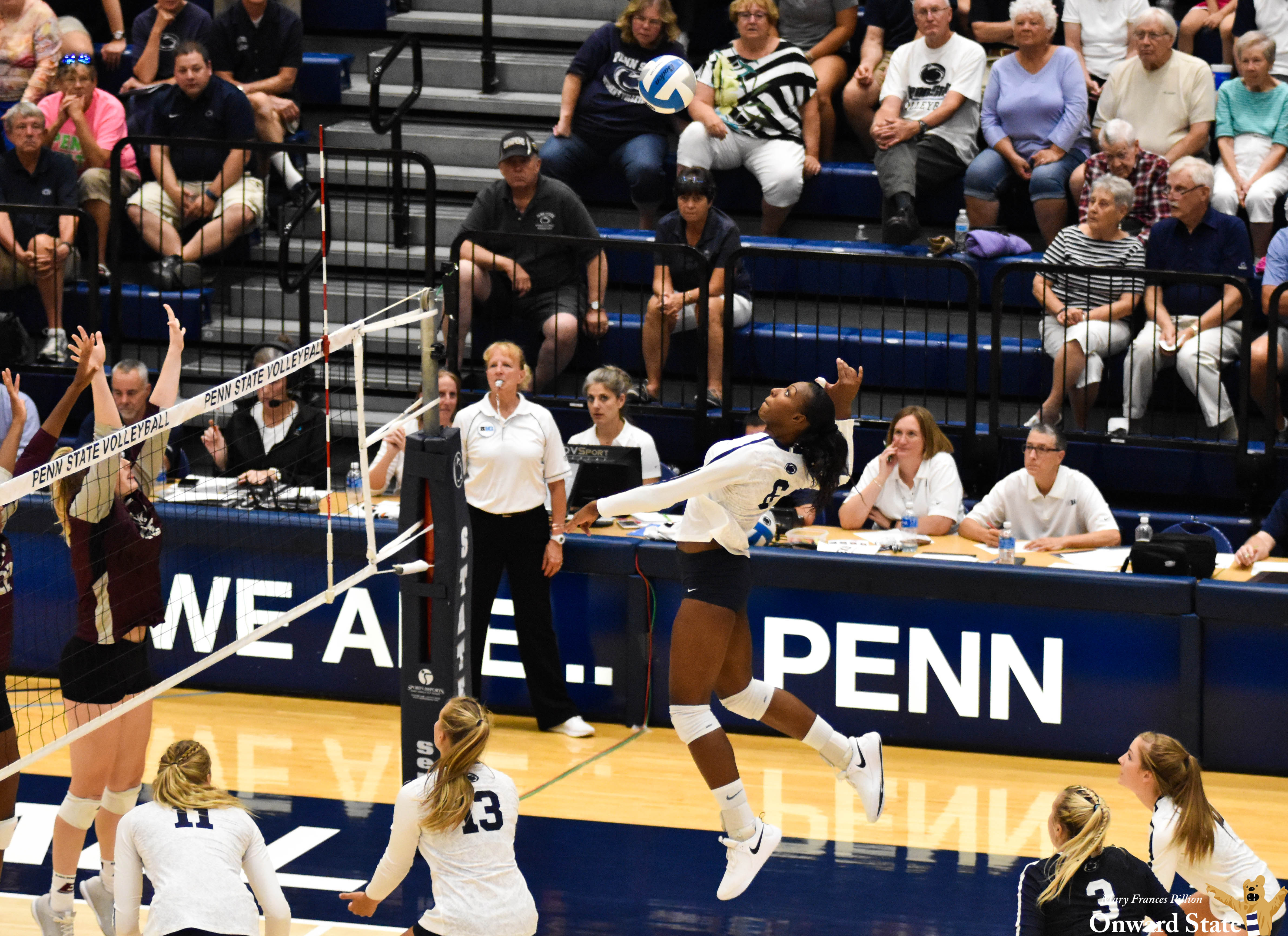Penn State Women's Volleyball Sweeps Eastern Kentucky | Onward State