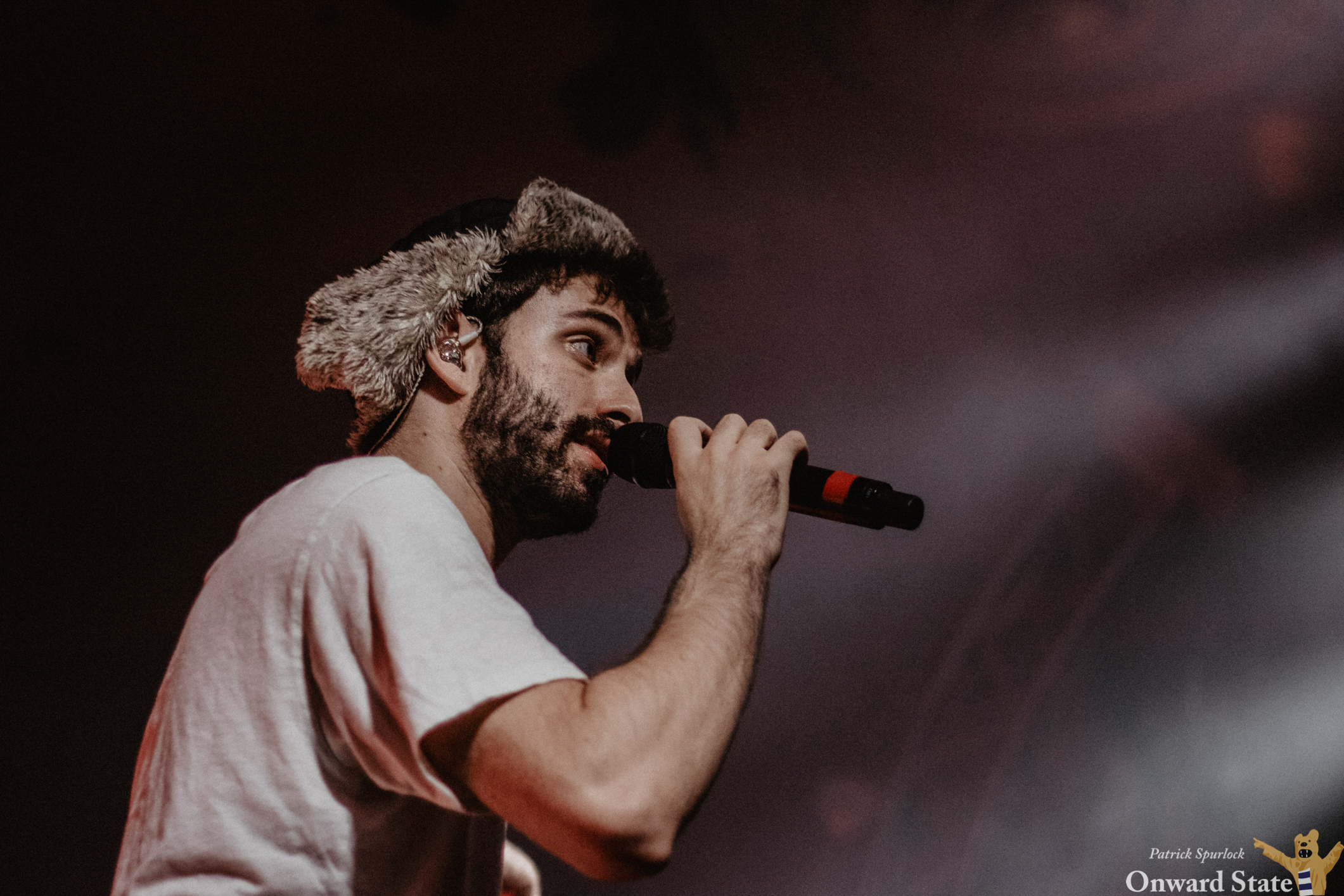 AJR Kicks Off Homecoming Week With Energetic Performance | Onward State
