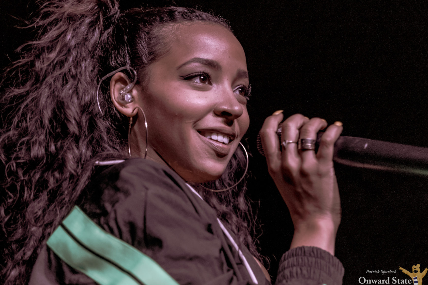 Tinashe Rocks HUB With Electric Performance | Onward State