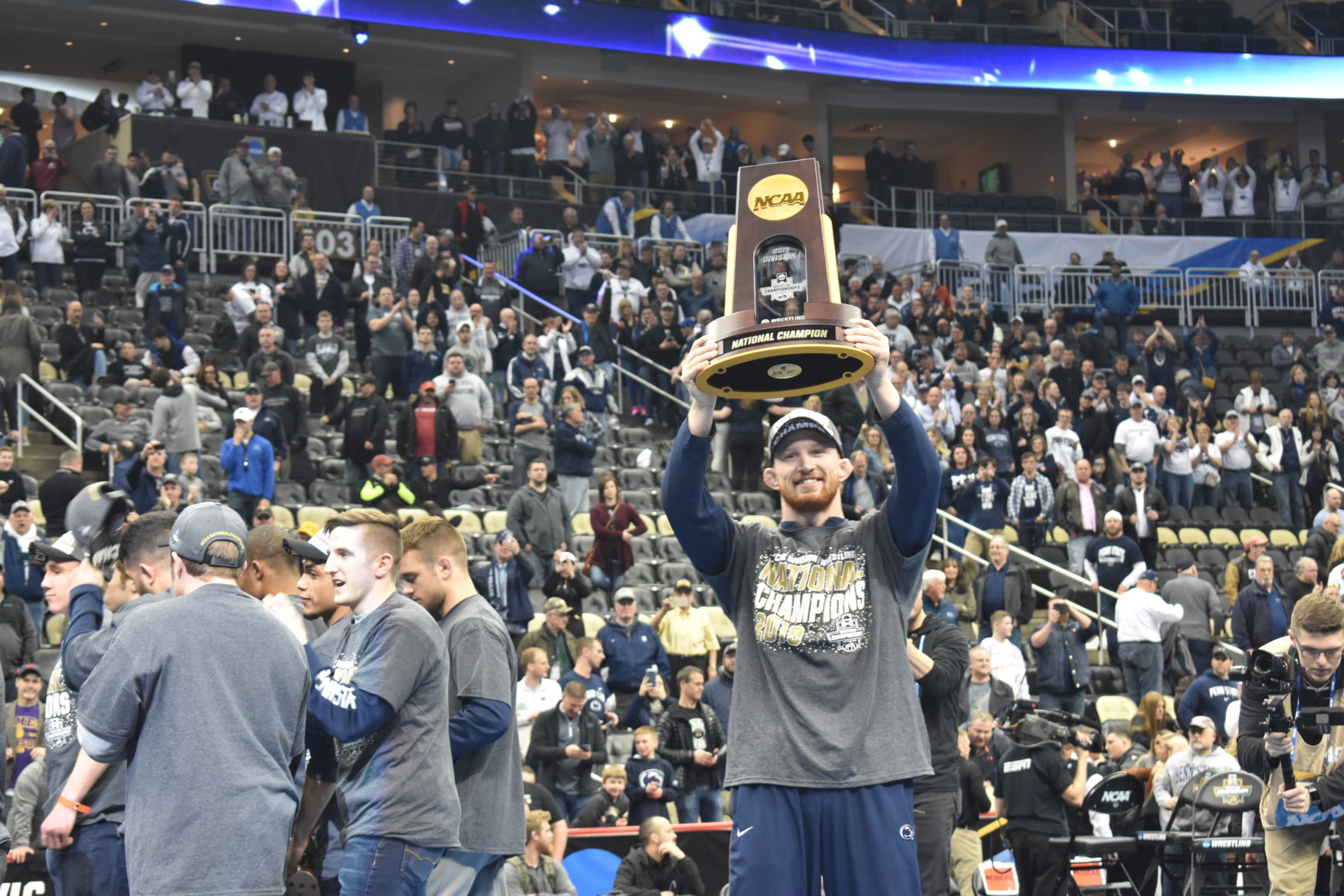 Bo Nickal Knocks Out Rodolfo Vieira In Third Round Of UFC 322 Prelims ...