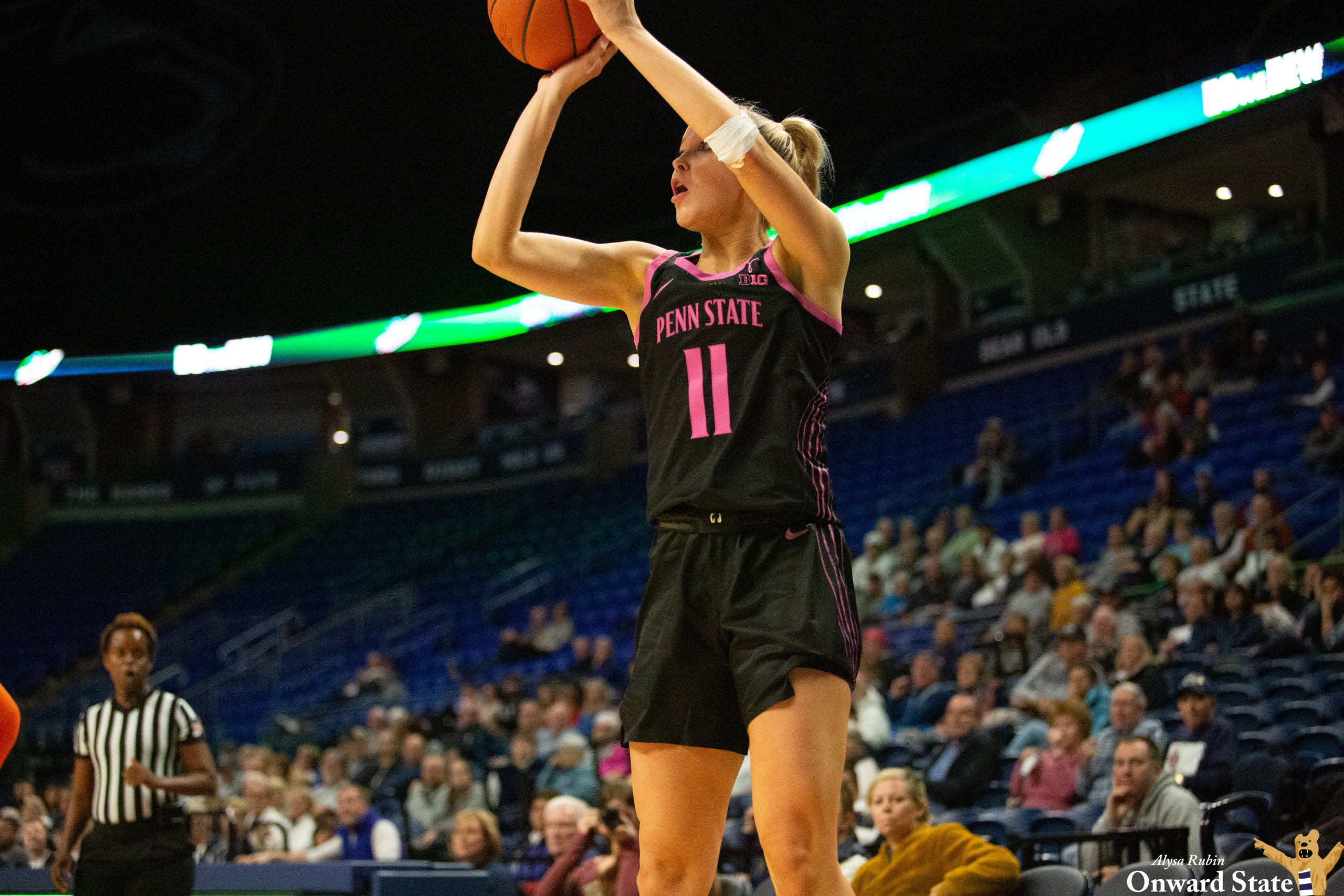 Lady Lions' Anna Camden Shows Off New Locker Room Digs In Viral TikTok ...