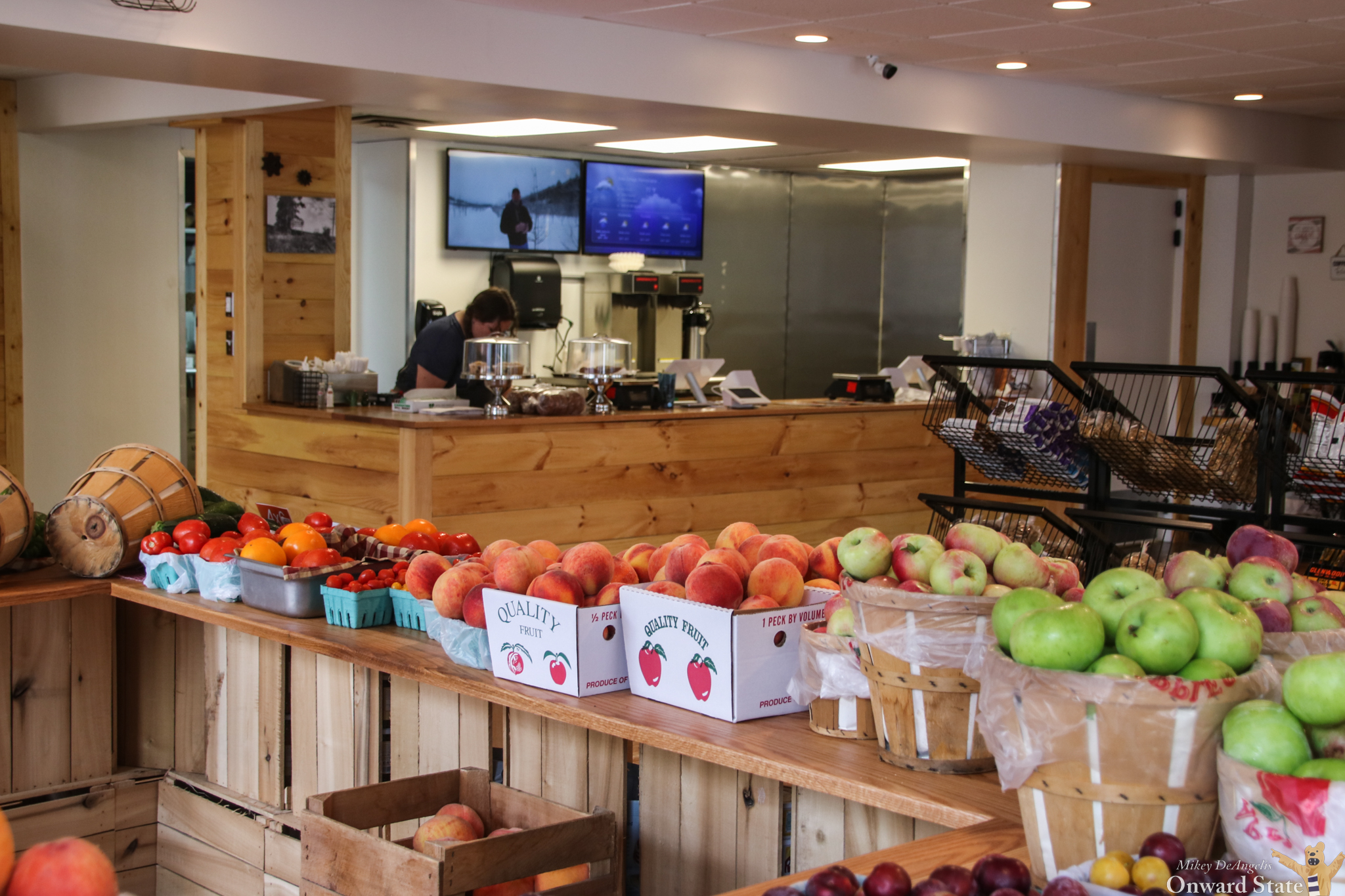 [Photo Story] Way Fruit Farm Downtown Market & Cafe Now Open | Onward State