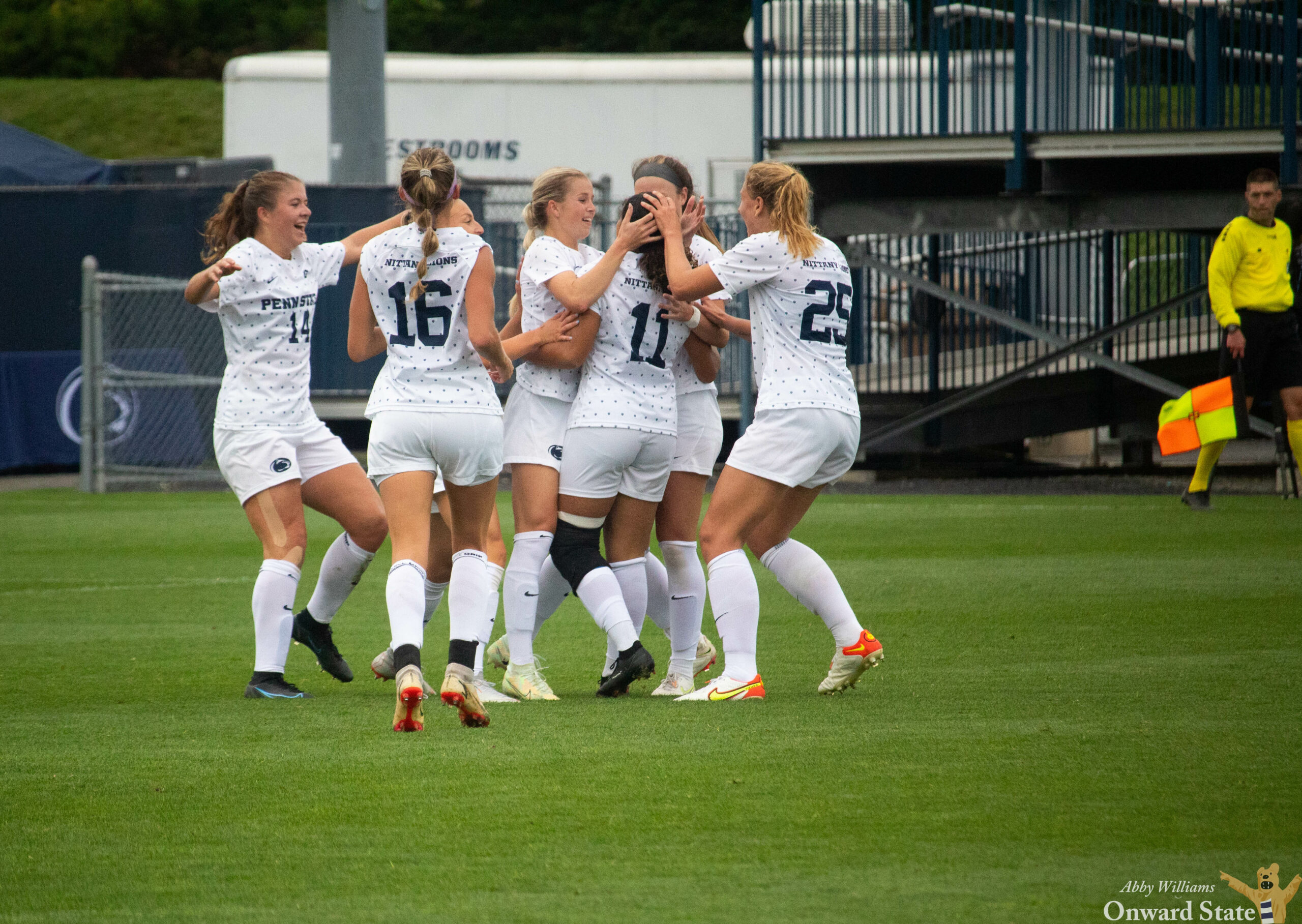 No. 17 Penn State Women's Soccer Dominates Illinois 5-0 | Onward State