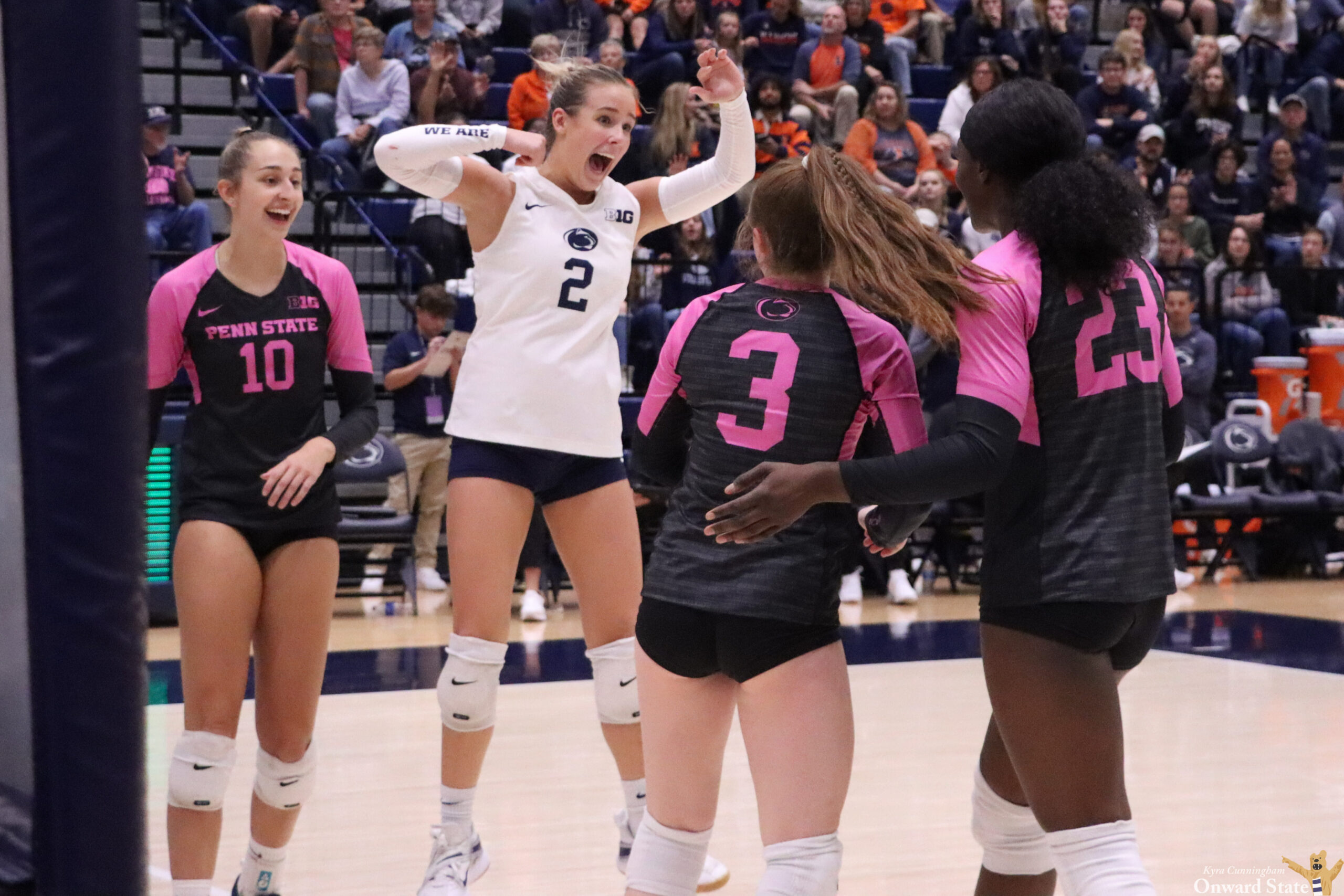 No. 13 Penn State Women's Volleyball Tops Illinois In Straight Sets ...