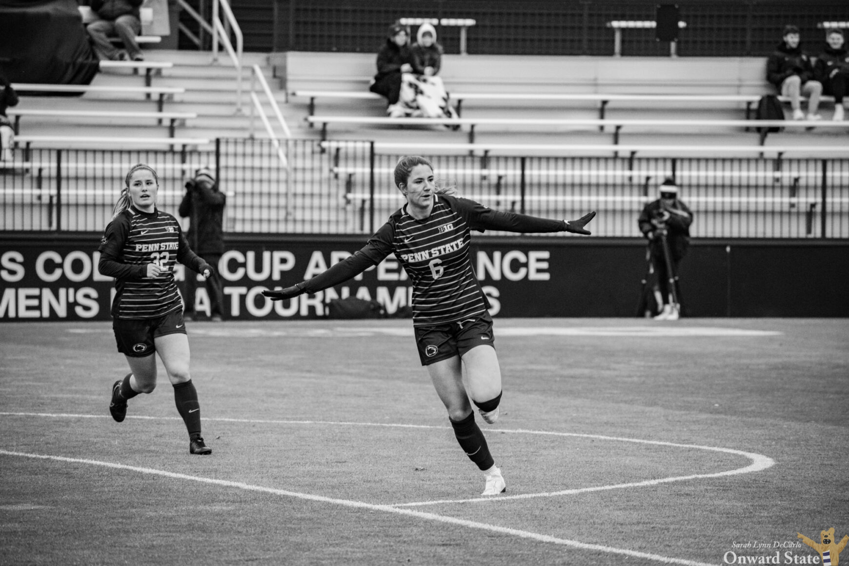 [Photo Story] Penn State Athletics In Black & White | Onward State