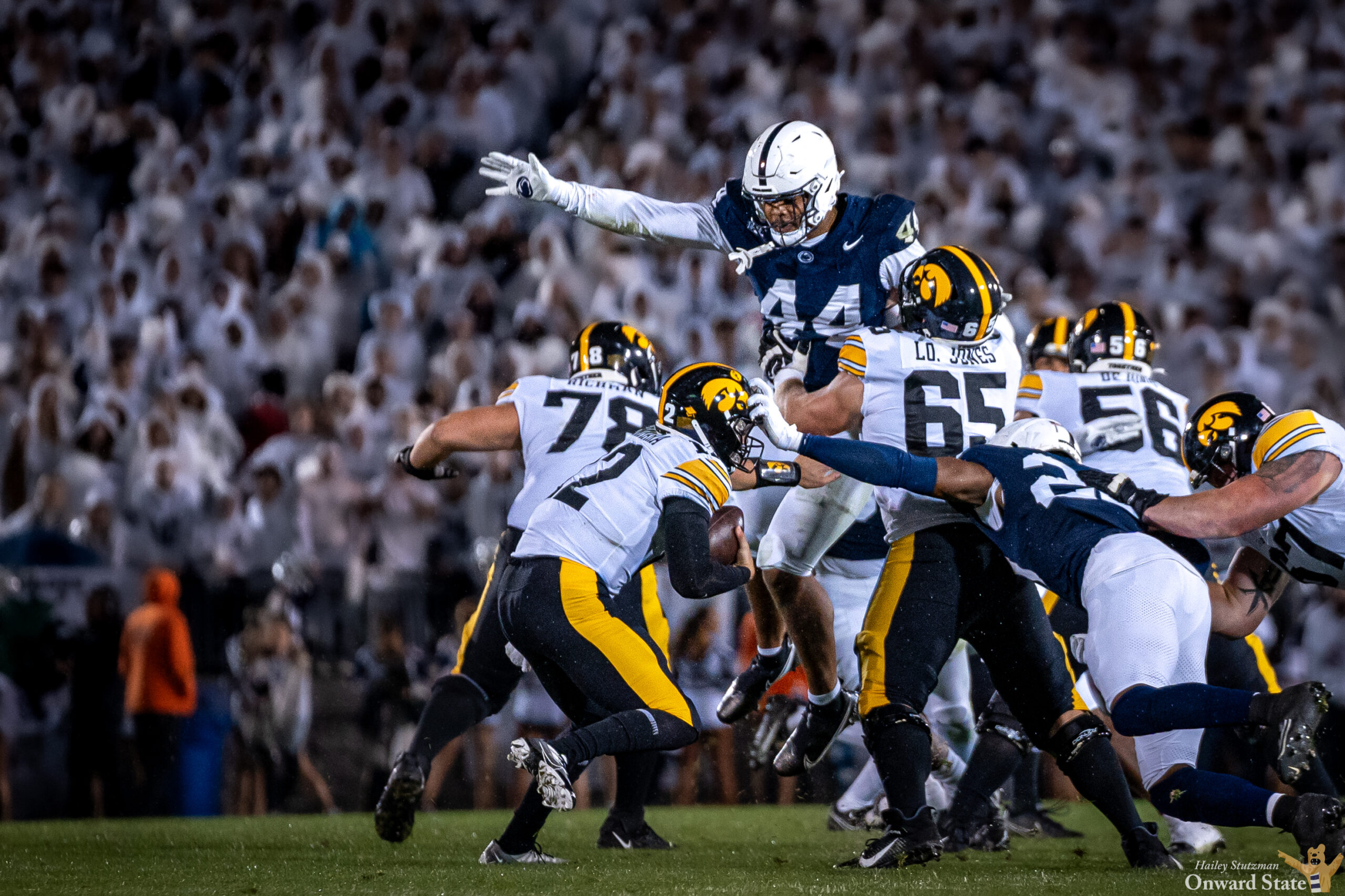 Penn State-Iowa Scheduled For 7 P.M. Kickoff On Peacock | Onward State