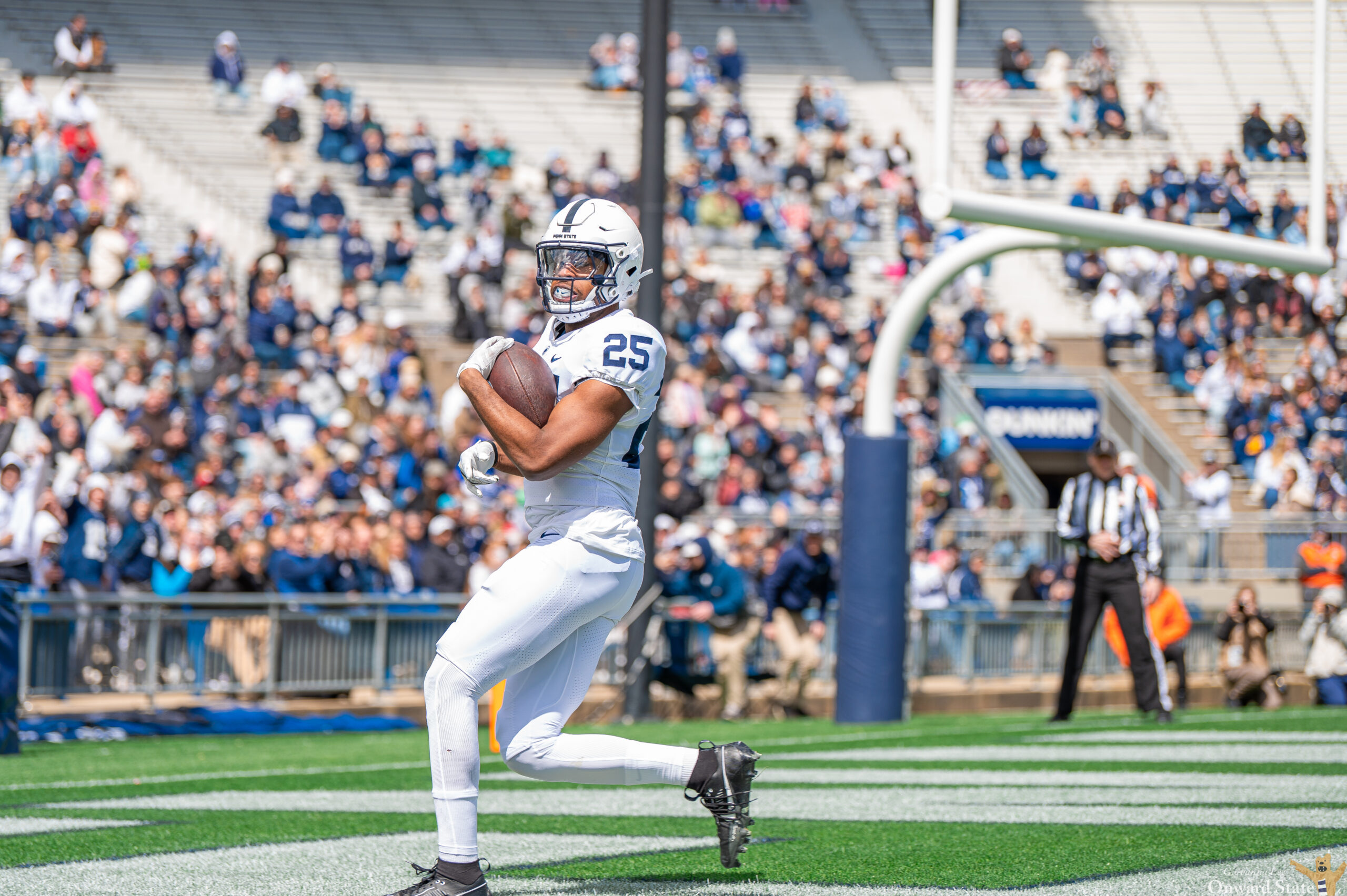 Quinton Martin Jr. Competing For Playing Time After Blue-White Game ...