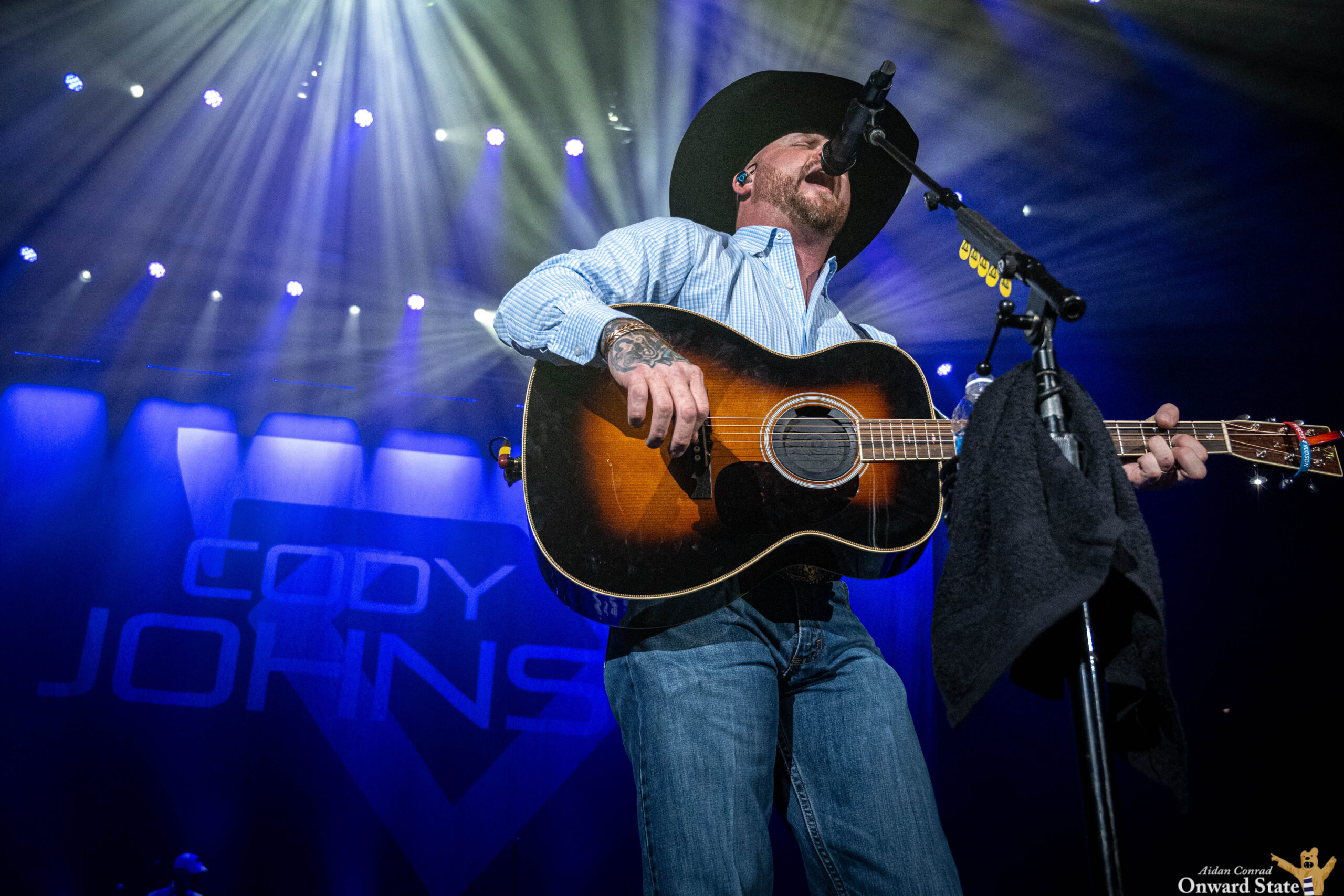 [Photo Story] Cody Johnson Brings 'The Leather Tour' To Bryce Jordan ...